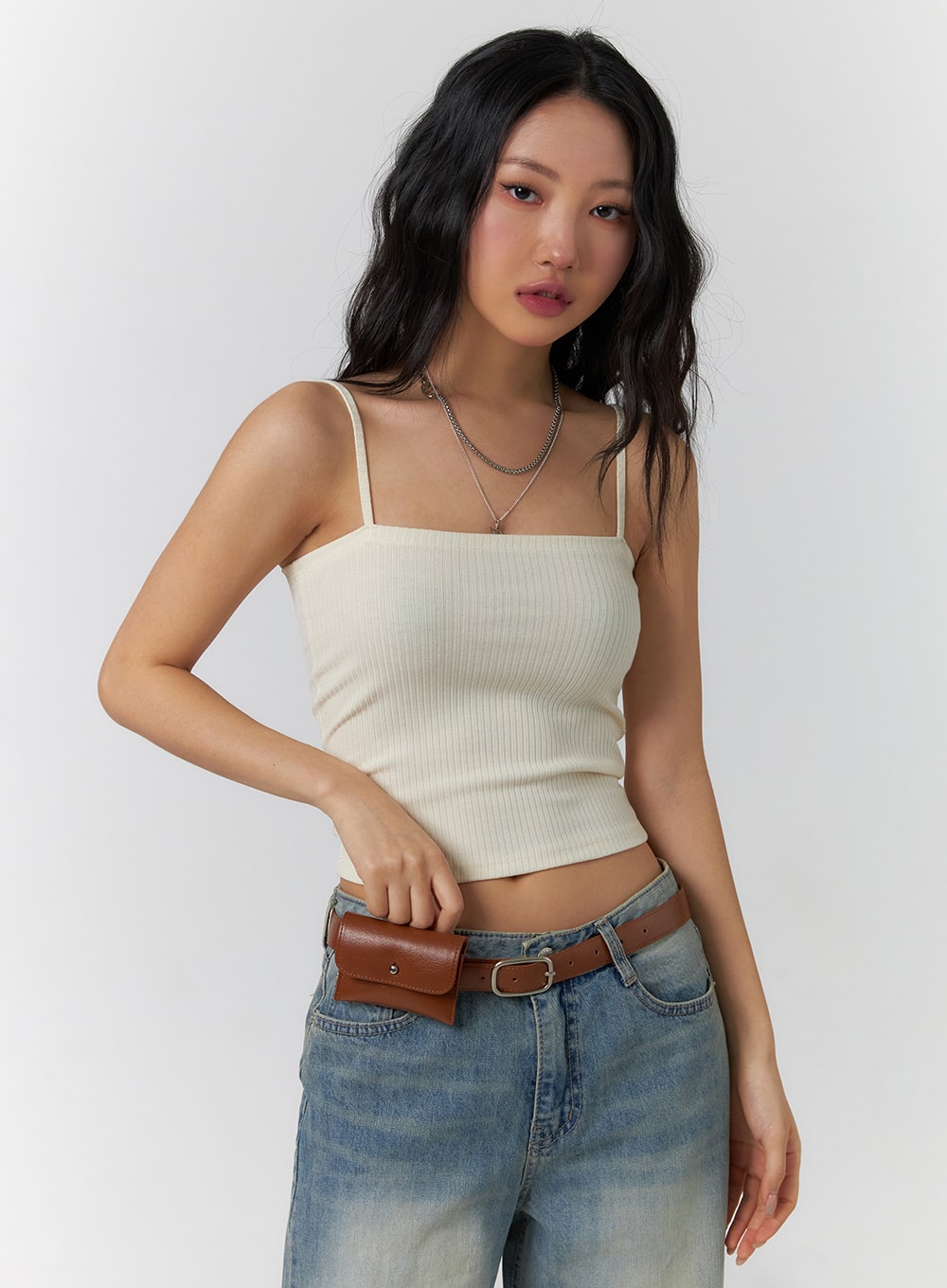 Cropped Cami Top CF401 - Korean Women's Fashion | LEWKIN