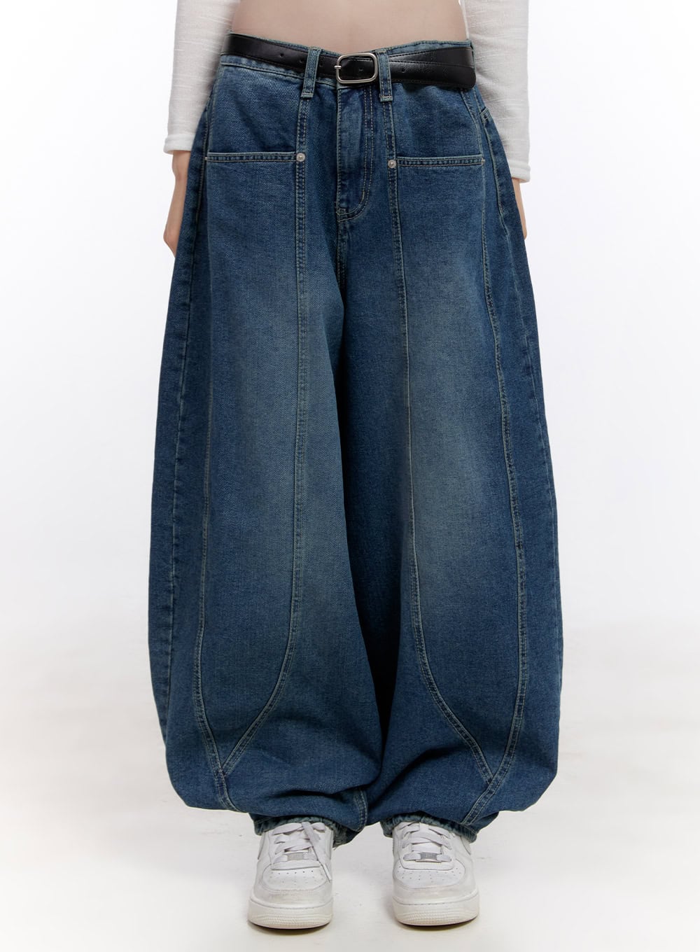Beatrice Stitch Wide-Fit Baggy Jeans CF512 - Acubi style | LEWKIN ...